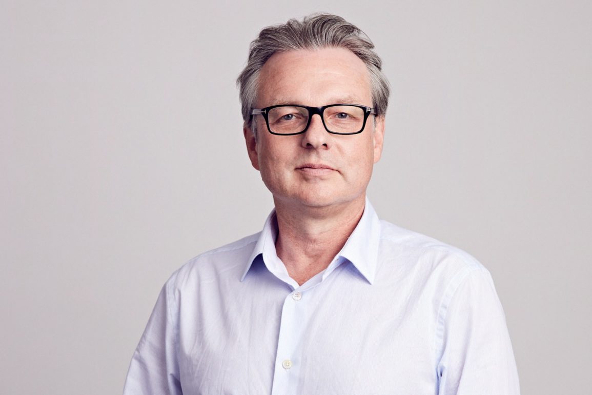 Alan Dye - Designyatra